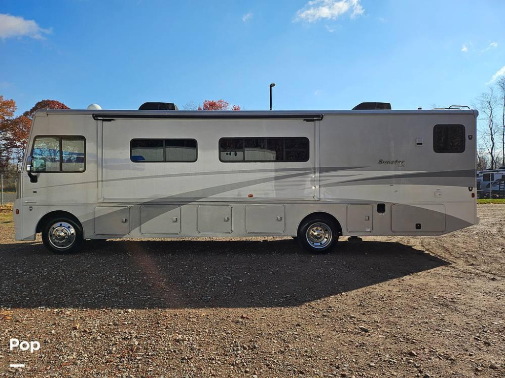 Itasca Sunstar LX 35F - Windsor, CT 6095